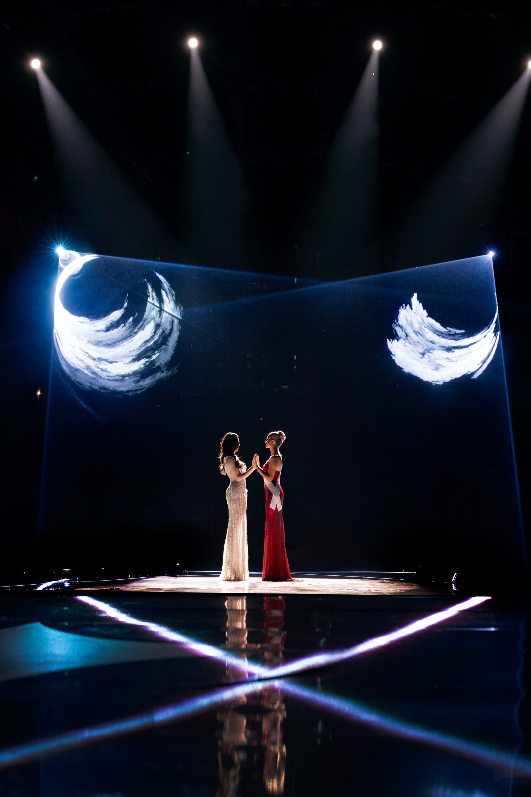 MISS COSMO USA – YOLINA LINDQUIST OFFICIALLY CROWNED MISS COSMO 2025 ...